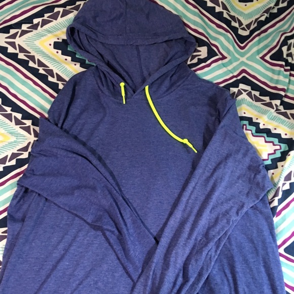 Gildan | Sweaters | Light Weight Flowy Sweatshirt | Poshmark